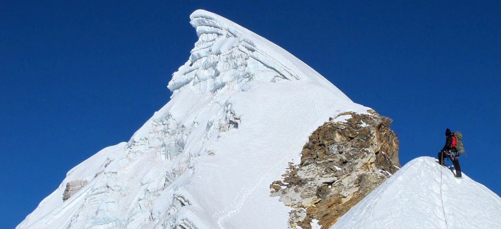 Lobuche East vs. Lobuche West: Understanding the Two Summits